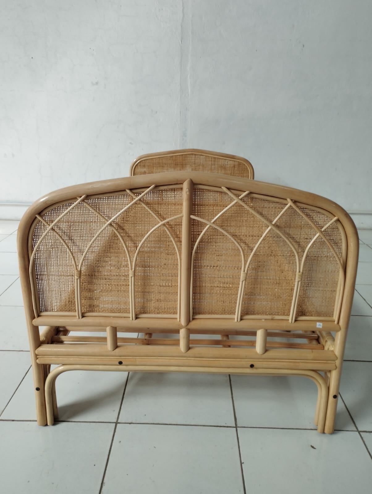 Bed rattan knockdown | Inaexport