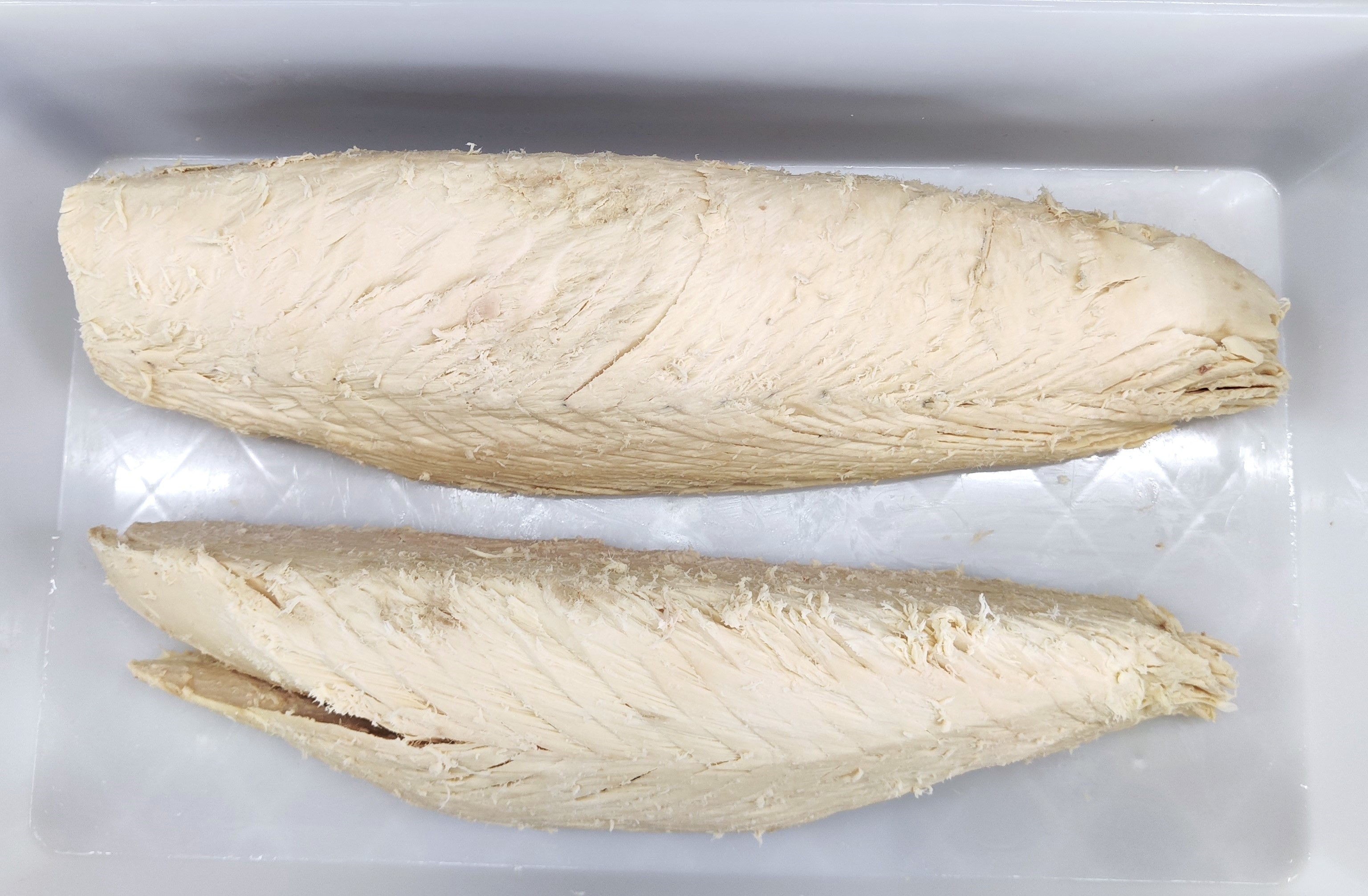 Frozen Precooked Albacore Tuna Loins | Inaexport