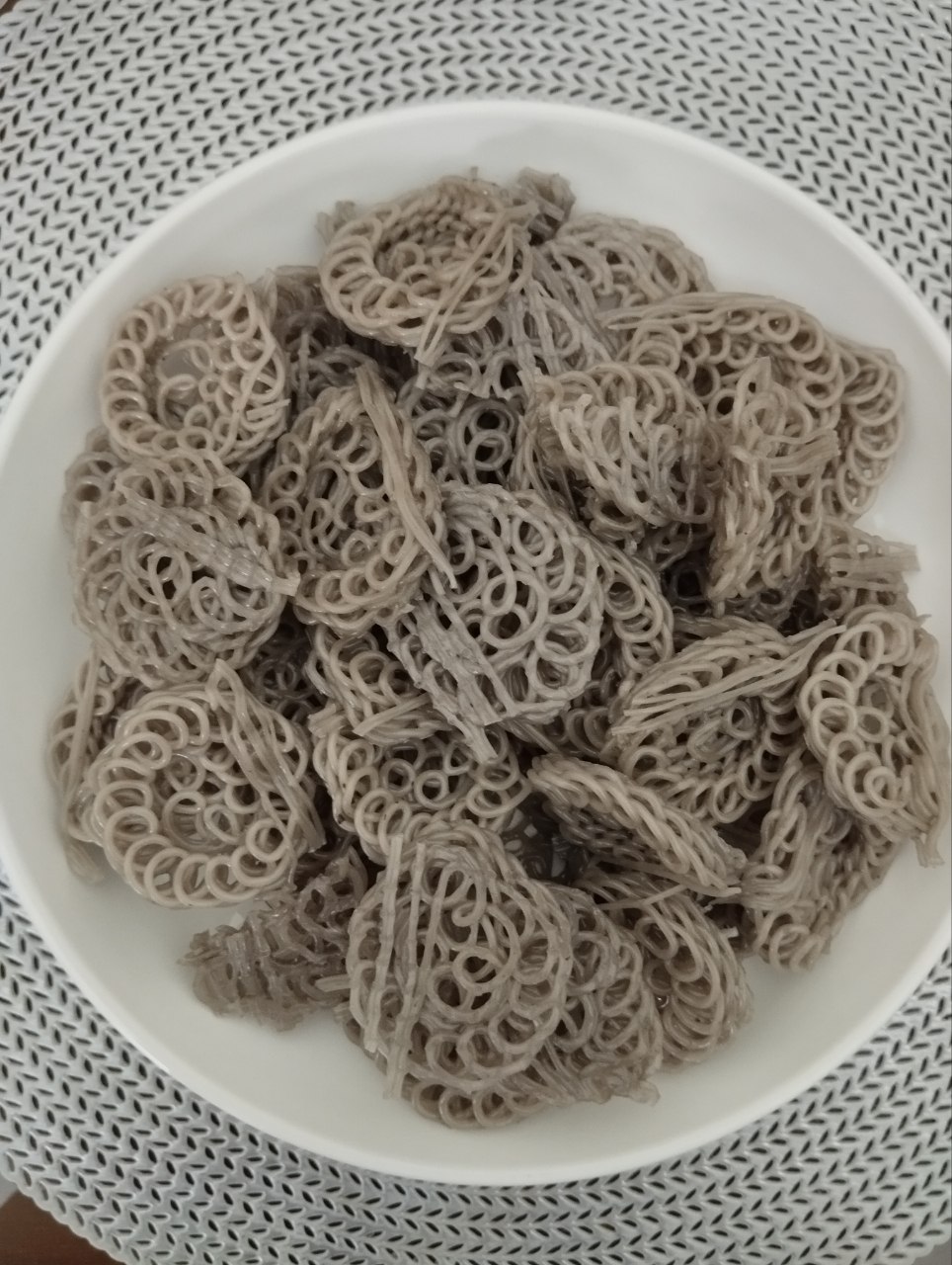 BIG CRACKERS KAMPUNG / RAW FISH CRACKERS | Inaexport