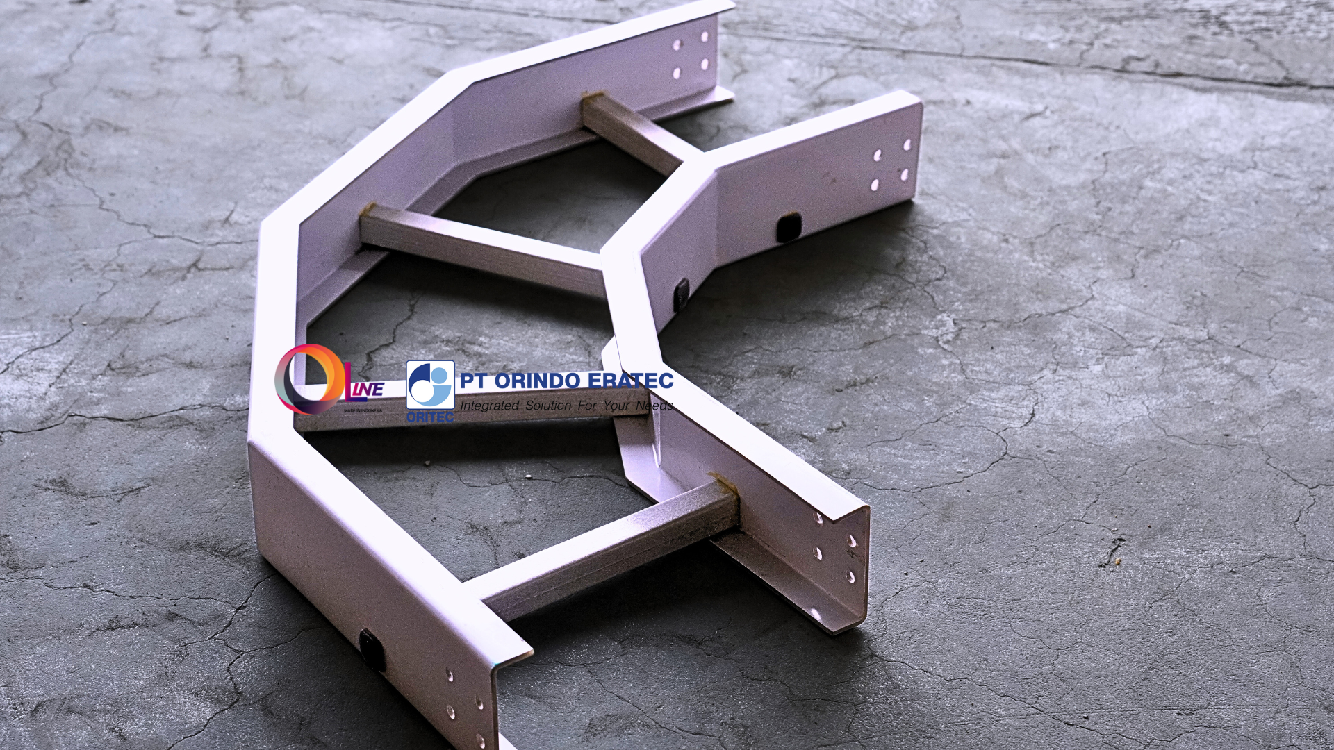 90 Deg Horizontal Elbow Ladder; Size: Width=150mm, Height=100mm ...